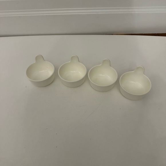 Kitchen | Lincolnshire Egg Poacher Plastic Cups Set Of 4 | Poshmark